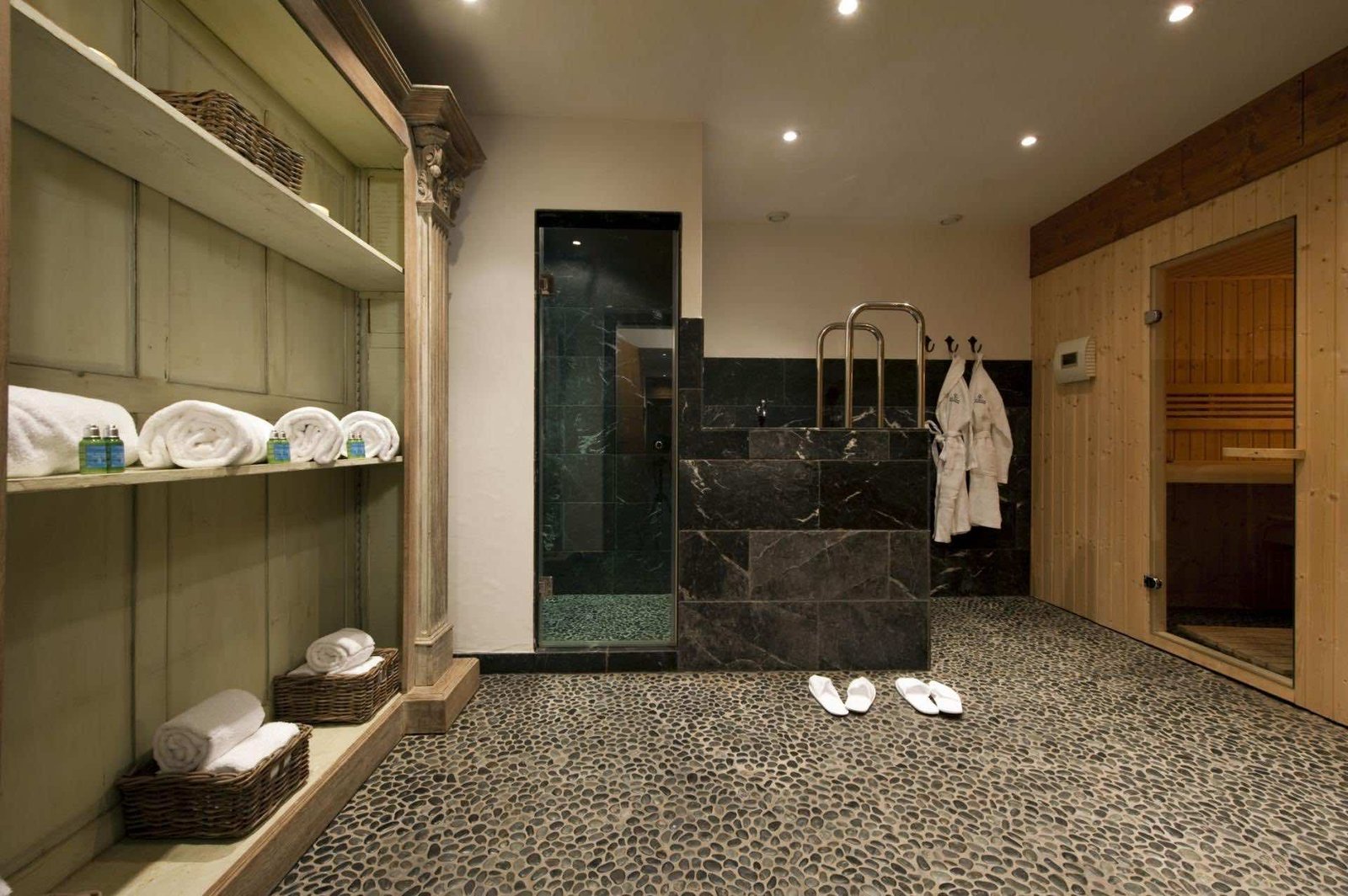 Luxury Chalets In Verbier With Spa Areas - Swiss Alps - Luxury Chalet Co.